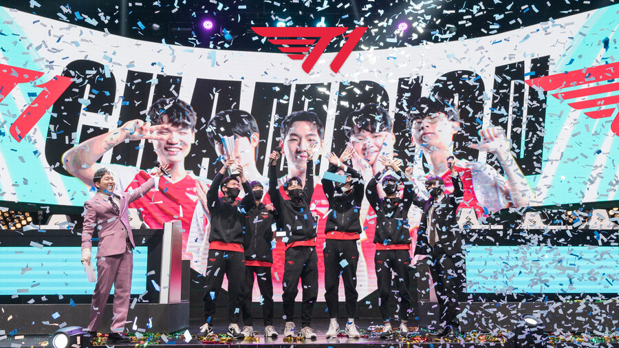 [LOL:WR] 2022 WCK 프리시즌 인비테이셔널 T1 우승 | 모바일 게임 정보