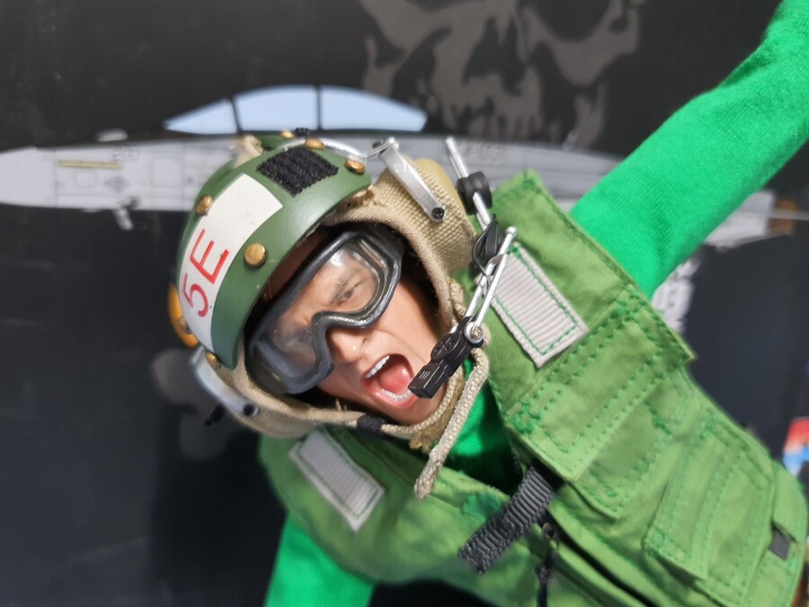 1/6 밀리터리 Flight Deck Crew (green) | 피규어 갤러리