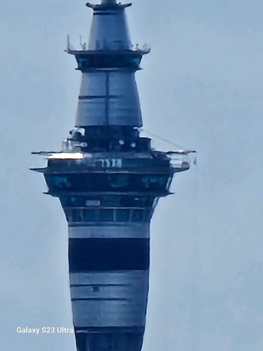 갤럭시s23u 1배, 10배, 30배, 100배 줌 | 유머 게시판