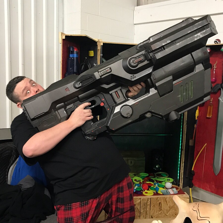 둠)Big Fxxking Gun | 유머 게시판