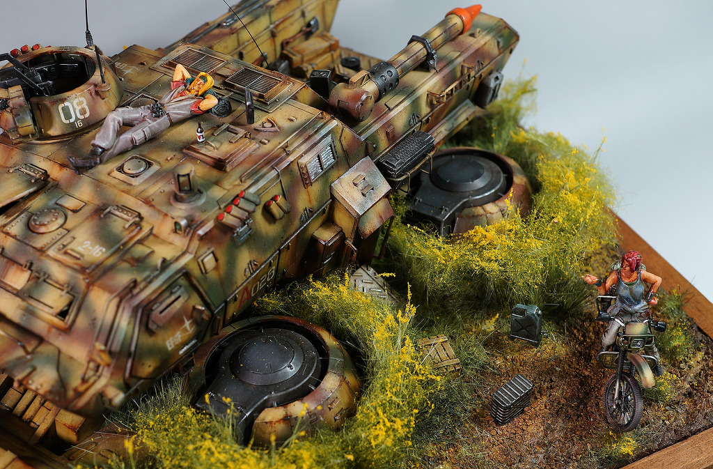 135 UCHG MS08 Team 호버트럭 디오라마