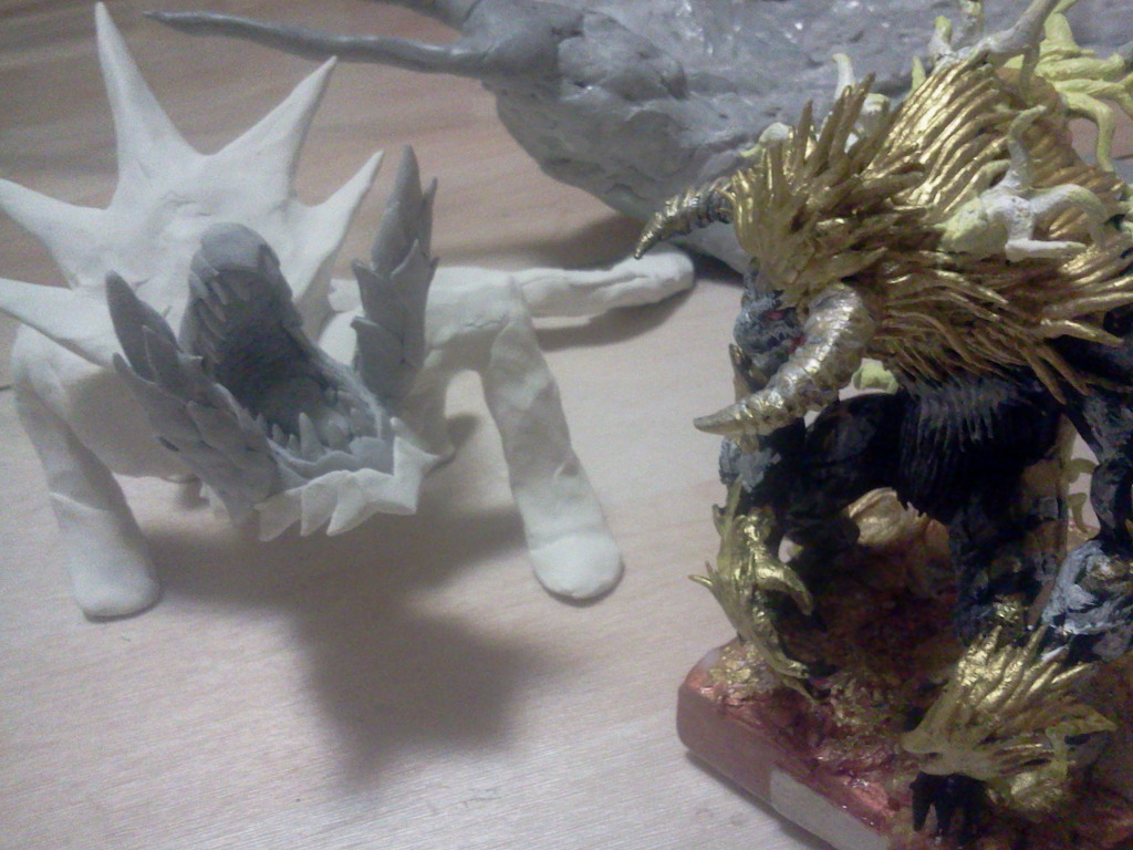 외로운 우캄루바스를 위해 제작중인 M.H.P 패룡 아캄토룸 | 피규어 갤러리