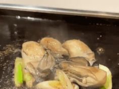 굴 버터구이🔥 (5.4MB GIF) | 유머 게시판