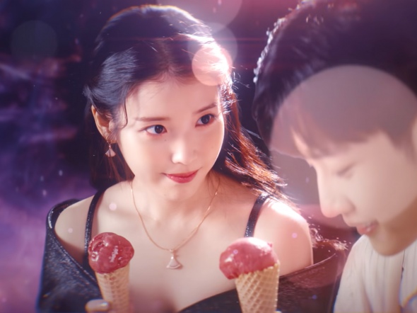 아이유(IU) 고화질 | 월페이퍼 배경화면 갤러리