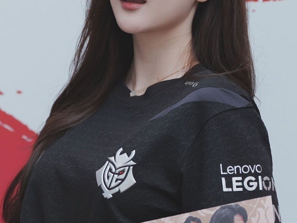 G2 원딜러 한스사마 여친이라는데