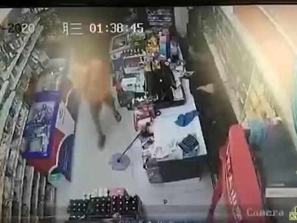 칼든강도 뚝배기 ㅈㄴ 깨는 영상.mp4 | 유머 게시판 | RULIWEB