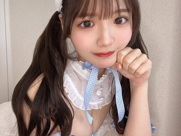 프리파라가 보던 여자아이가 AV데뷔