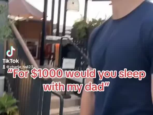 1000달러면 우리아빠랑 ㅅㅅ 할래