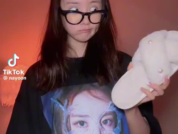 케이팝조이 코스프레 한다는 300만 틱톡커